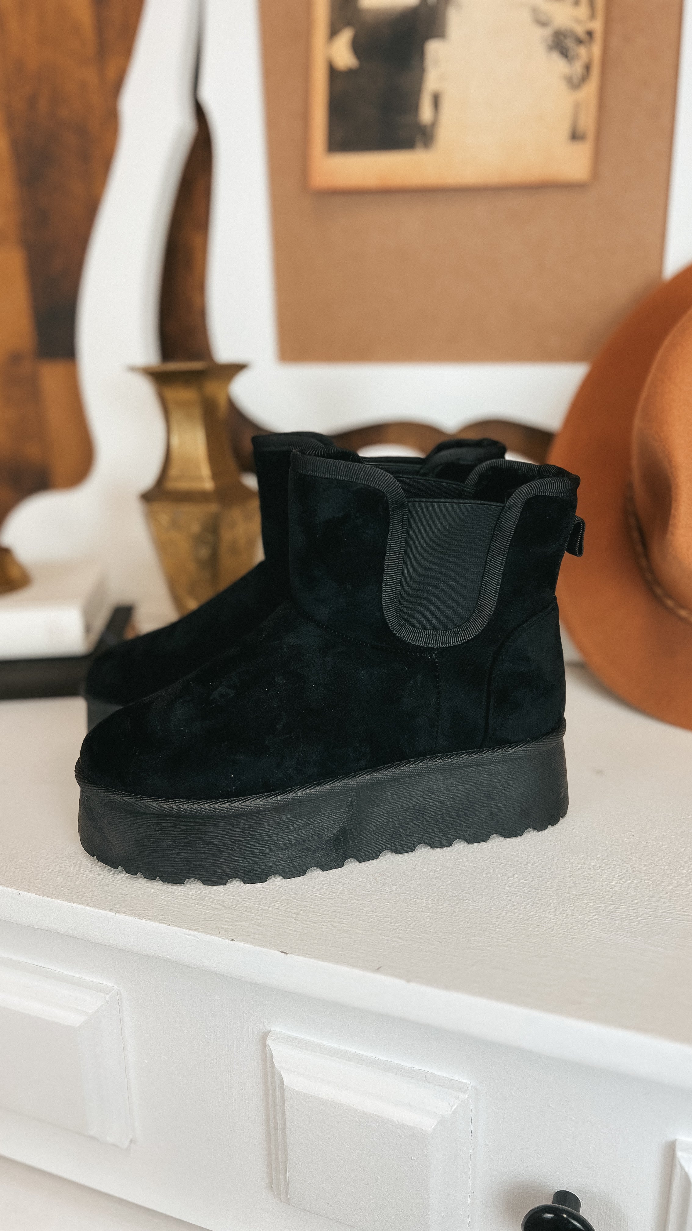 Denver Boots 2.0: Black *SALE* – The Sprouting Fawn